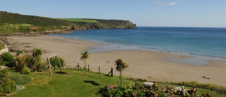 Carne Beach - Beaches near Truro - Roseland beaches