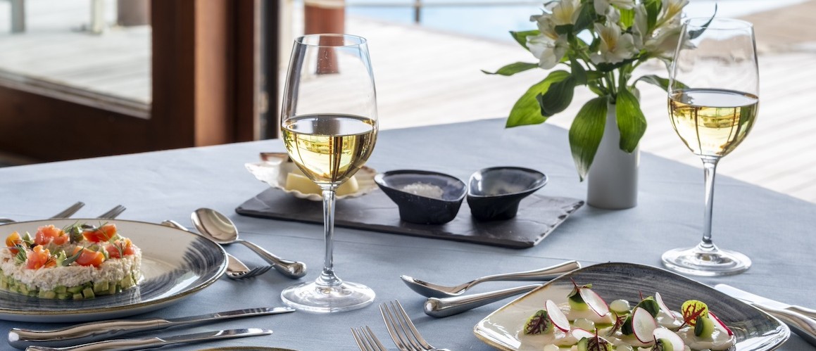 Restaurants in Cornwall - The Quarterdeck restaurant